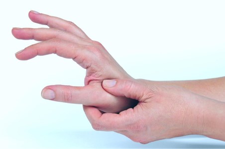 What is Mommy's Thumb, its Causes, and Treatment Options? - The ...