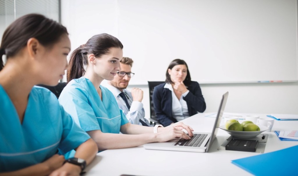The Digital Nurse: Embracing Technology in Nursing Education | The ...